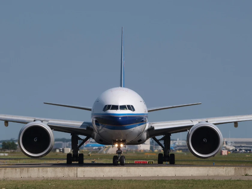 Boeing's Fourth-Quarter Earnings Analysis Amid Ongoing Challenges