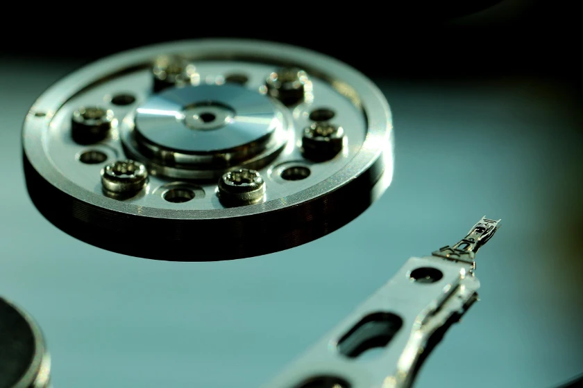 AI Data Storage Demand Fuels Record Surge for Seagate and Western Digital