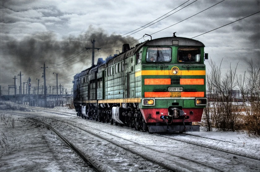 Global Rail Freight News: New Services, Investments, and Contracts