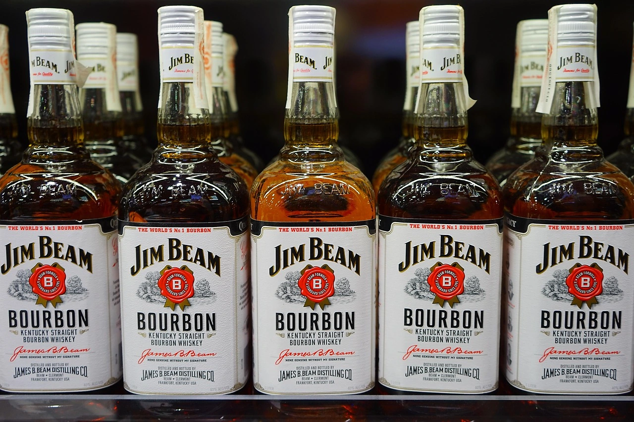 Thailand Moves to Lift Long-Standing Afternoon Alcohol Sales Ban