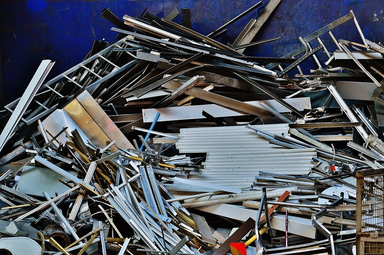Montreal Scrap Metal Prices: Market Dynamics & Outlook