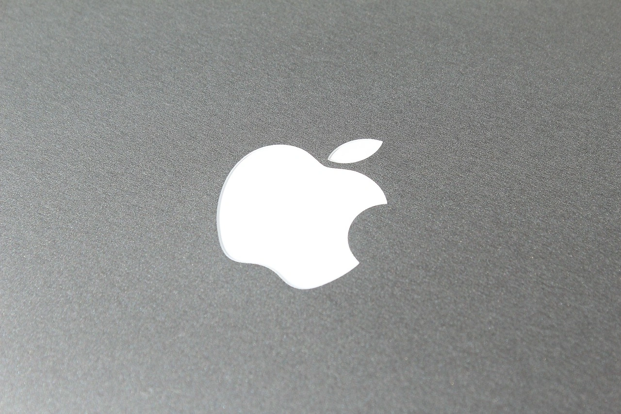 Apple Launches Siri AI with Google Gemini Partnership, Aiming to Redefine Its AI Strategy