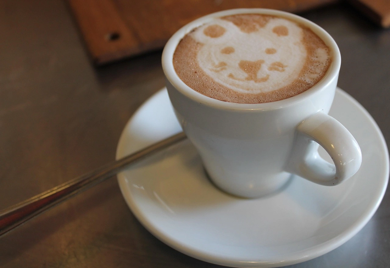 Starbucks Holiday Quarter Sales Soar with Bear Cup Frenzy