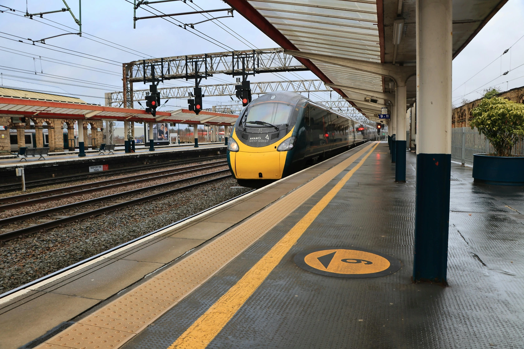 British Steel Wins Major Turkish High-Speed Rail Contract for Ankara-Izmir Line