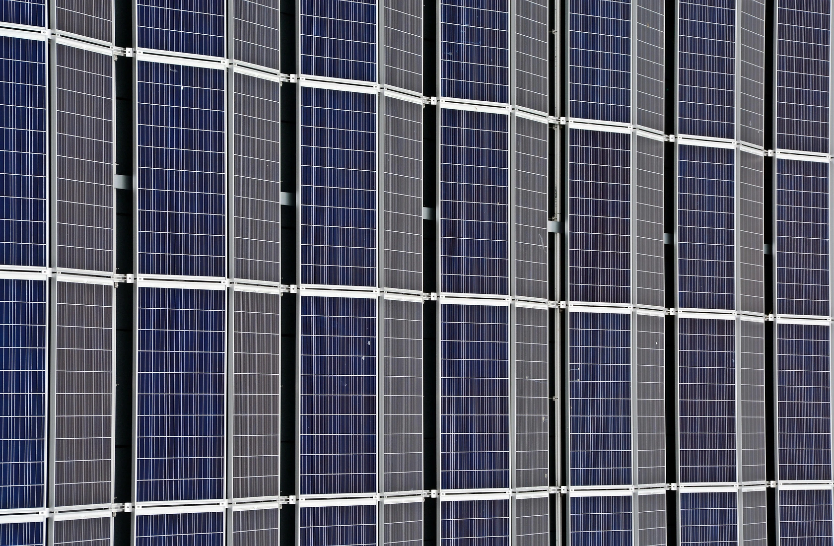 Bulgaria Adds 1.4 GW Solar in 2025, Forecasts Record 2 GW+ for 2026