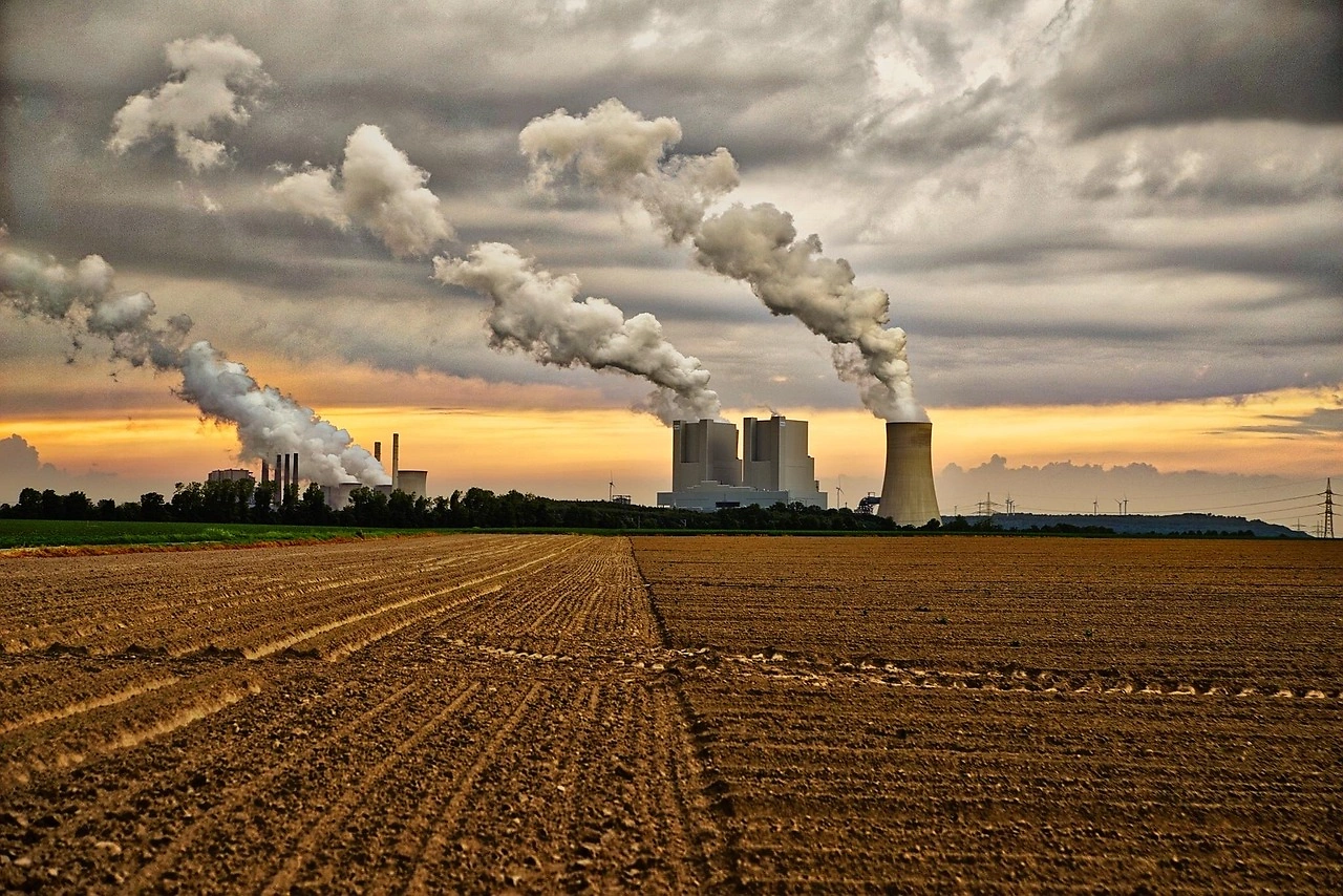 China's 2025 Coal Plant Proposals Hit Record High Amid Energy Shift
