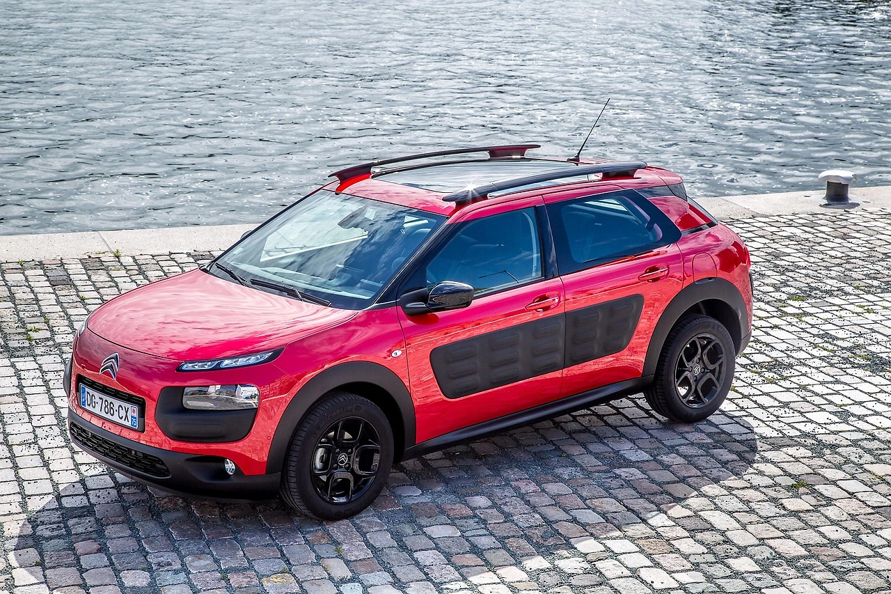 Citroen CEO Reacts to EU's Relaxed 2035 Combustion Engine Ban
