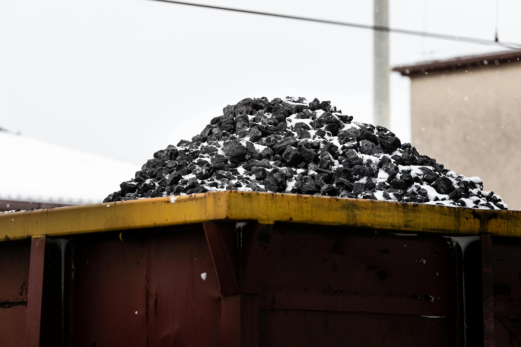Rio Tinto and Glencore in Merger Talks, Weigh Coal Spin-Off