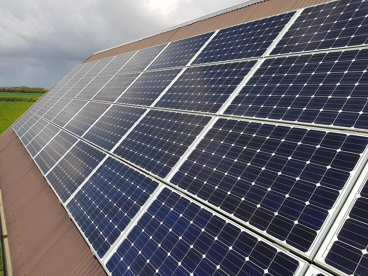 Spain's Behind-the-Meter Battery Storage Surged 119% in 2025