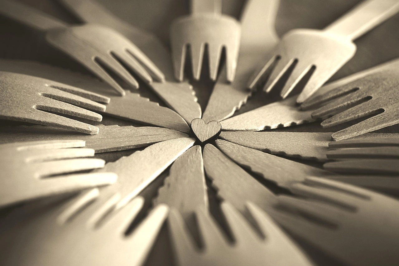 Sabert Corporation Europe Launches Compostable Fibre-Based Cutlery Range