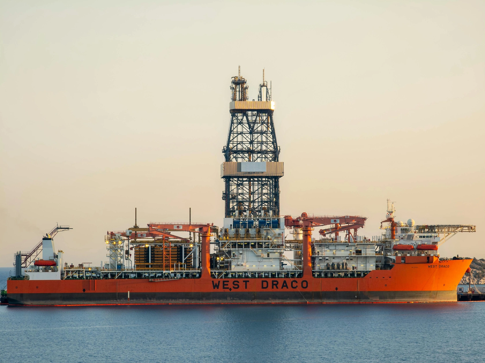 U.S. Drillers Cut Oil & Gas Rigs for Second Straight Week, Hitting Multi-Year Lows