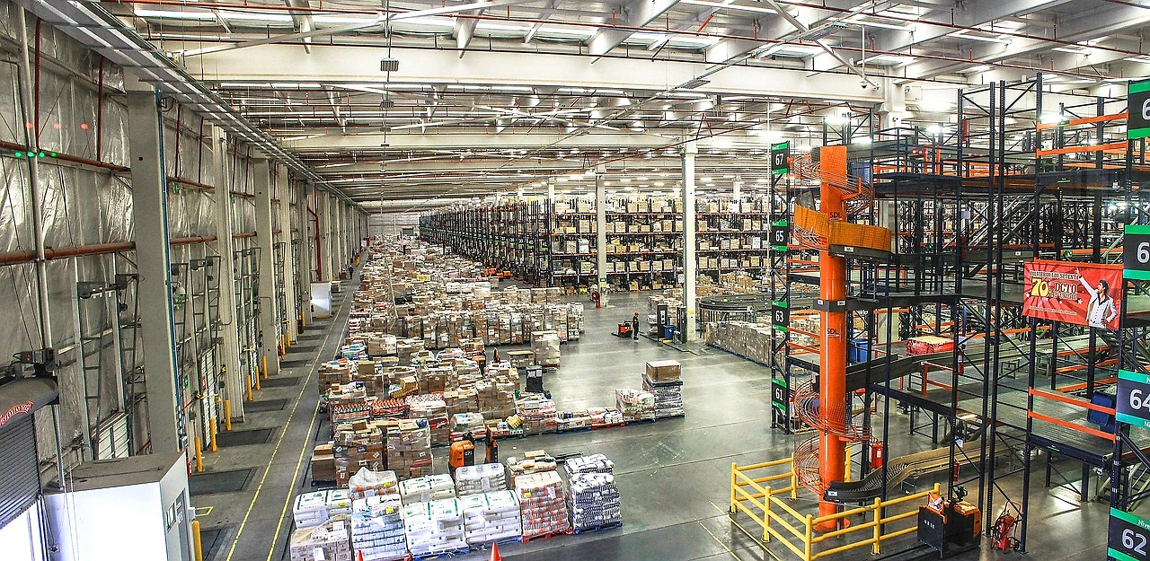 Nike Lays Off 775 U.S. Distribution Center Employees