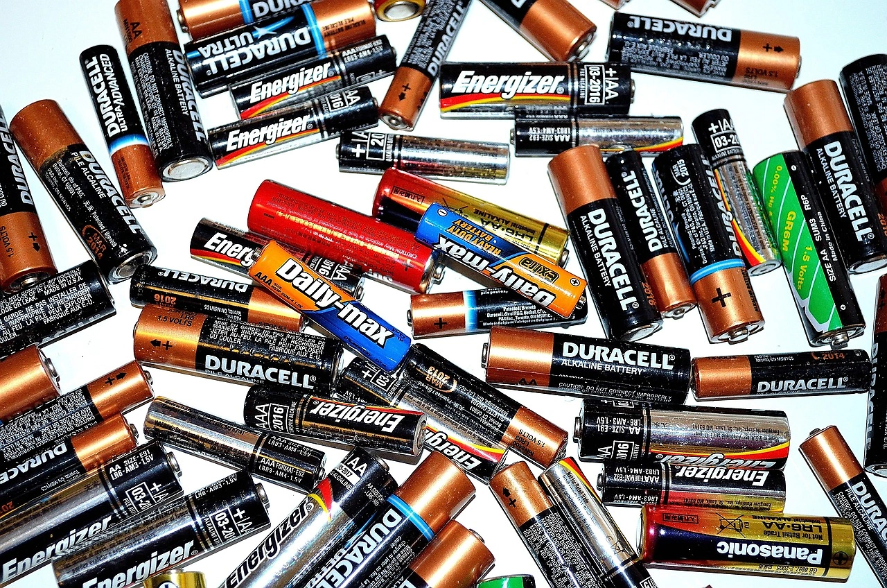 Energizer Q4 2025 Earnings: Profit of $34.9M, Revenue Tops Forecasts