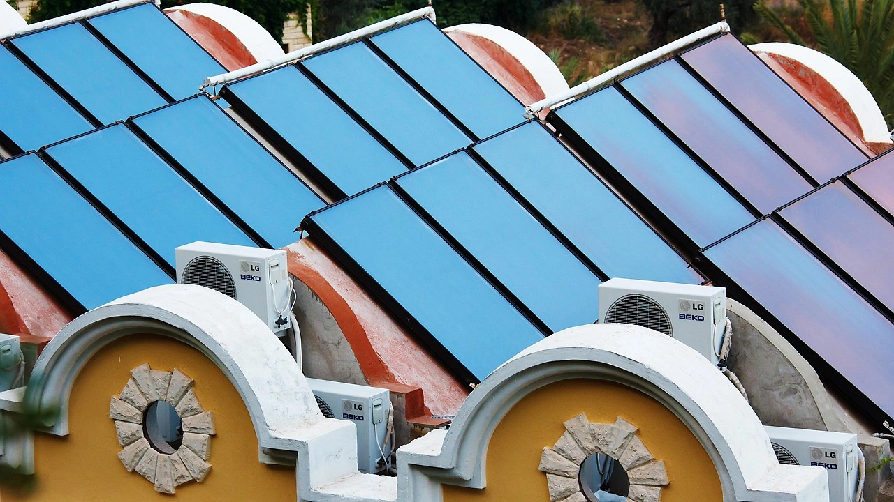 Enphase Launches IQ9N Microinverter with GaN Technology for European Residential Solar Market