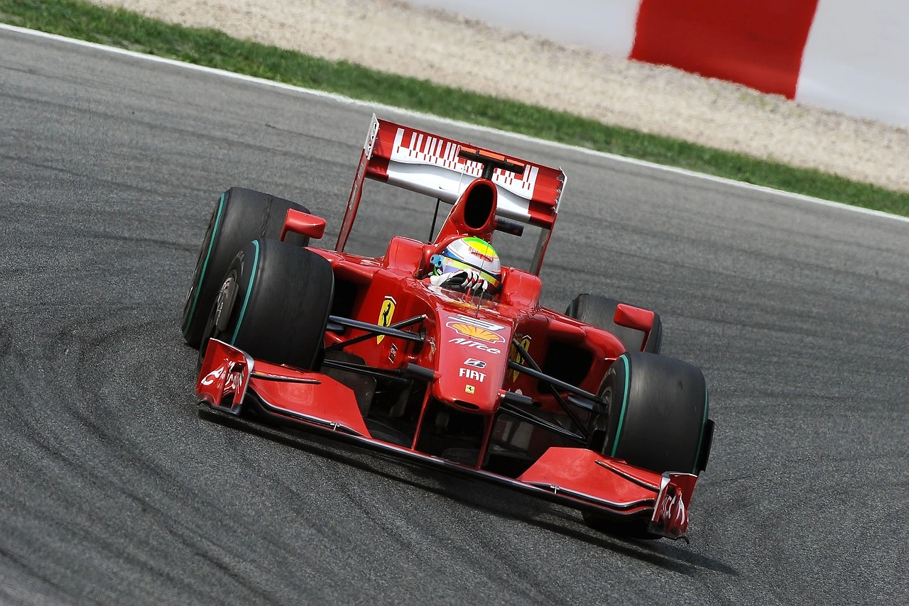 FIA Publishes Pioneering Regulations for Liquid Hydrogen-Powered Racing Vehicles