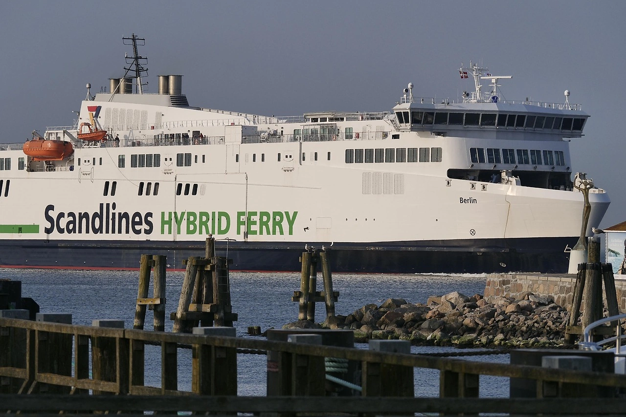 Wightlink Slams 'Perverse' Green Tax on Hybrid Ferries, Threatening £35m Investment