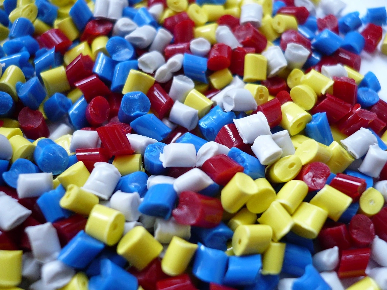Tosoh Develops Hydrocarbon Polymer Electrolyte for Improved PEM Water Electrolysis