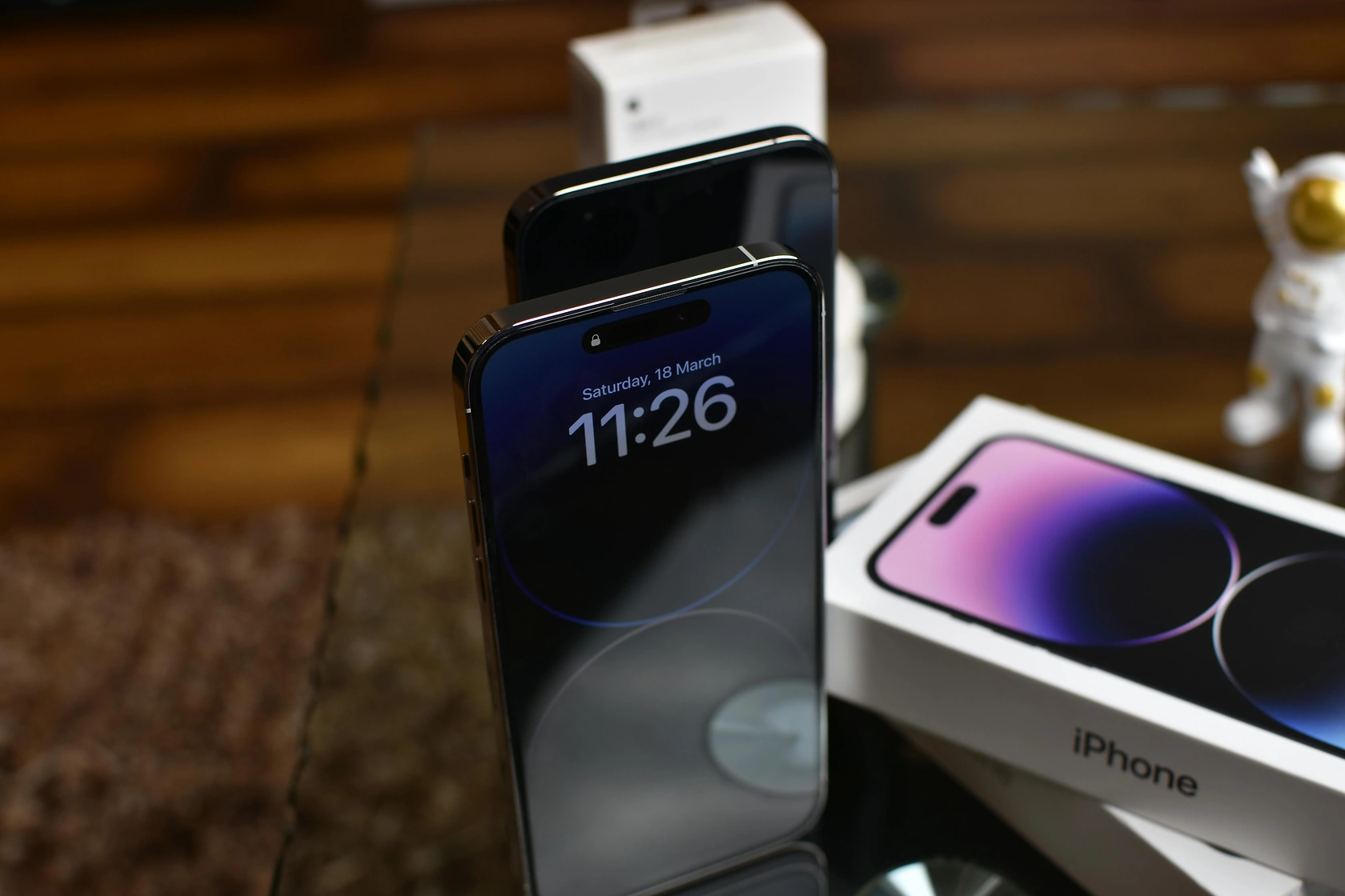 iPhone 18 Design, Camera, & AI Siri Overhaul Detailed for 2026 Launch