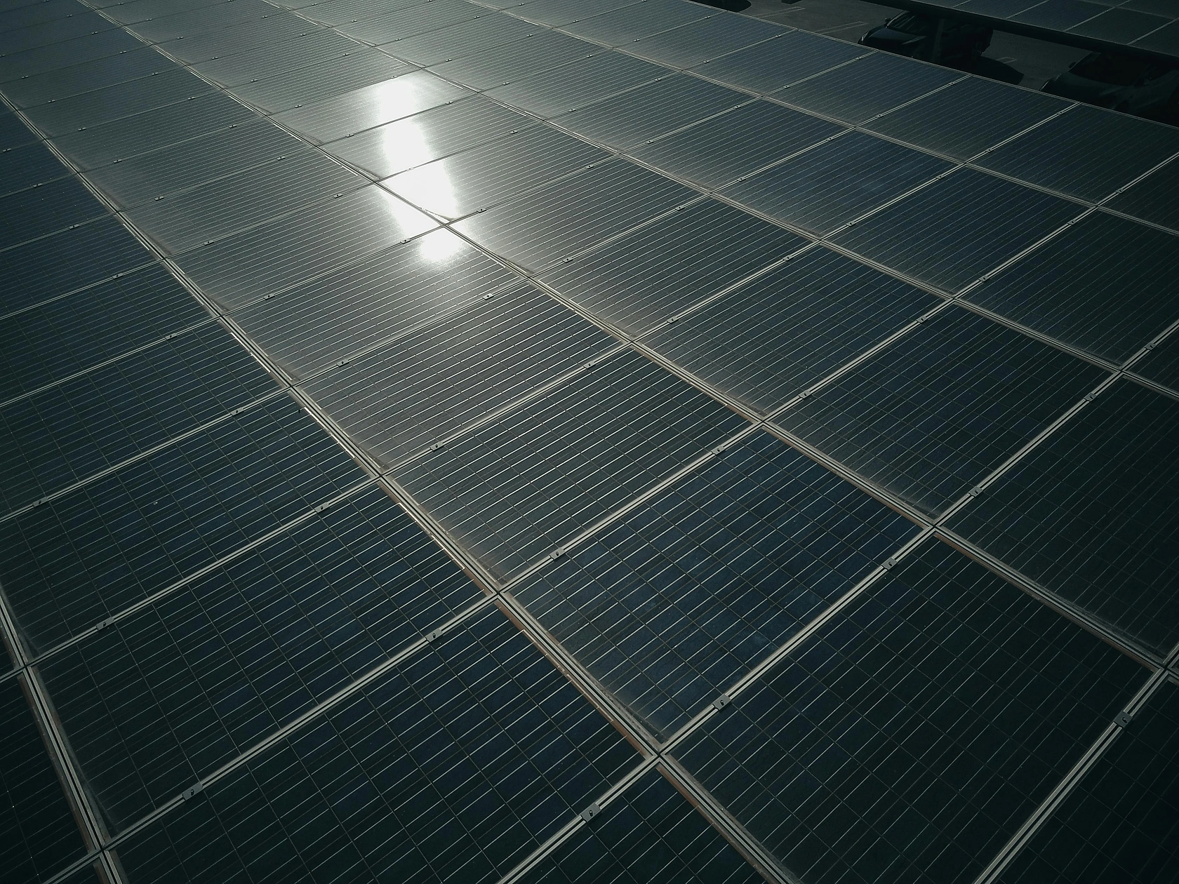 Japan's Solar Capacity Exceeds 100 GW Milestone in 2025