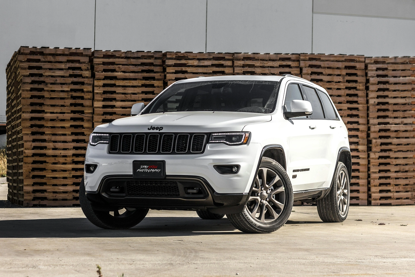 Chrysler Recalls Over 80,000 Jeep Grand Cherokees for Spring Detachment Risk