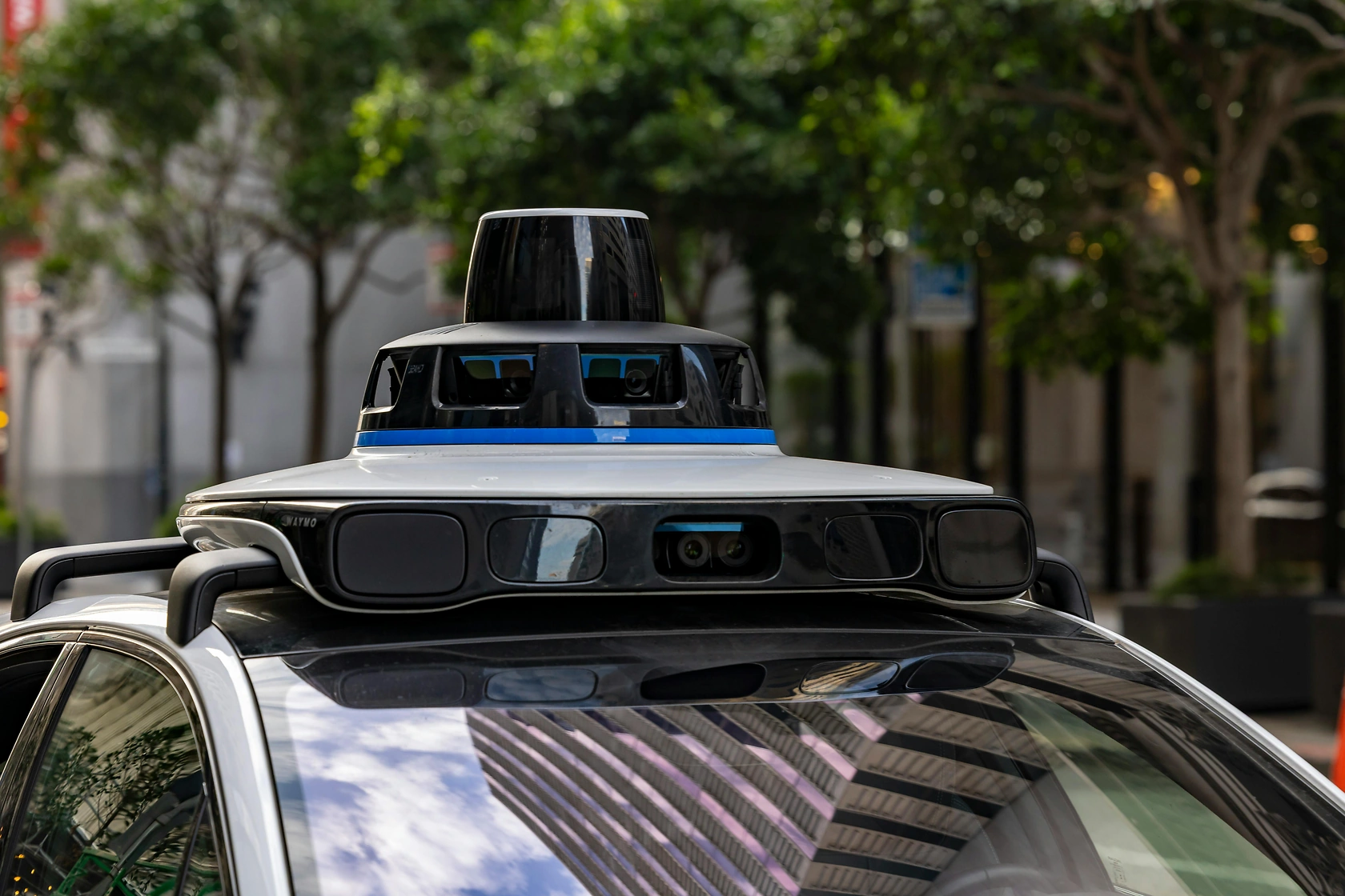 Chinese EV Suppliers Accelerate Localisation for Global Market Expansion