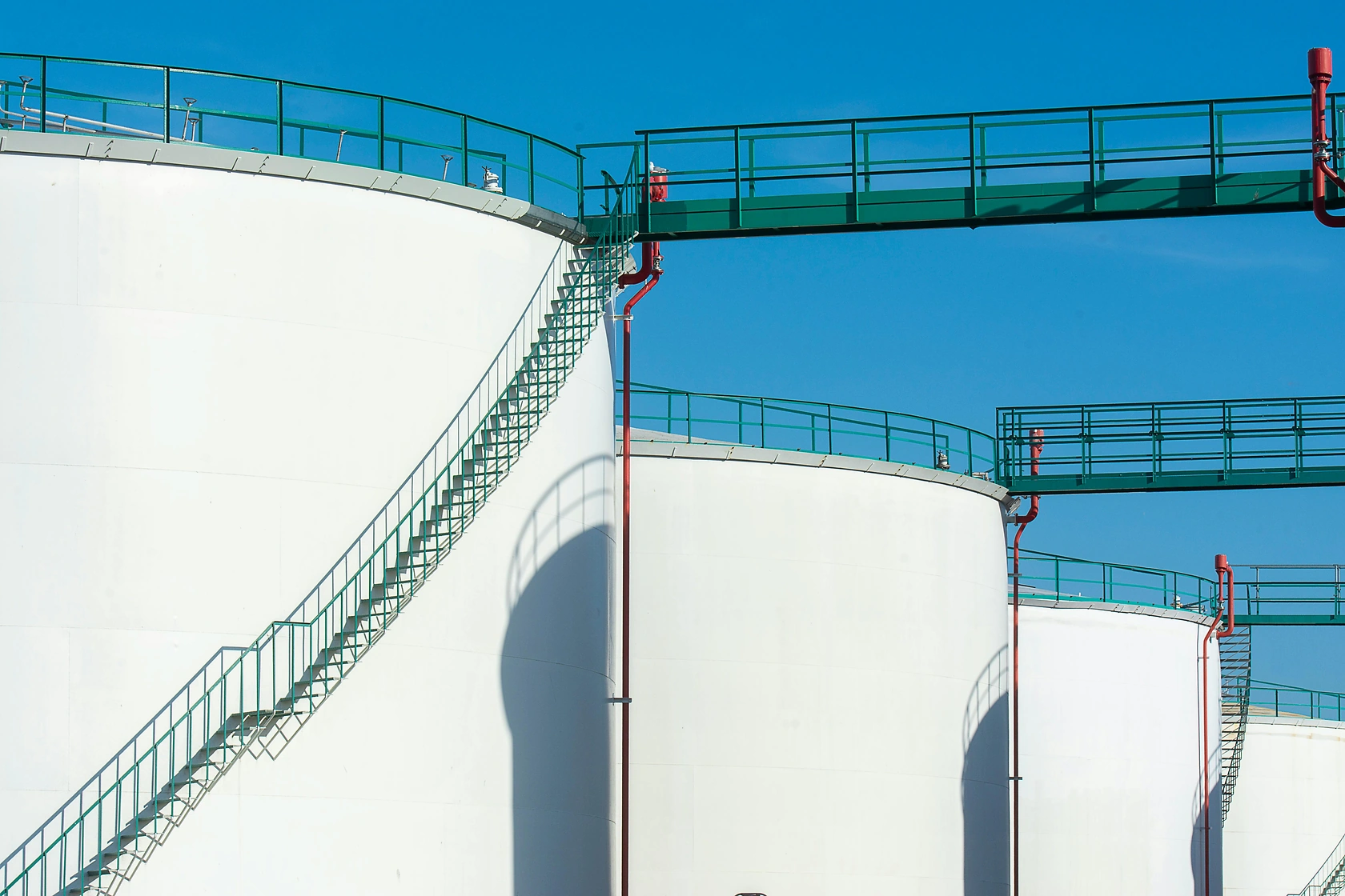 LiquiScope System Prevents Liquid Contamination in Industrial Storage Tanks