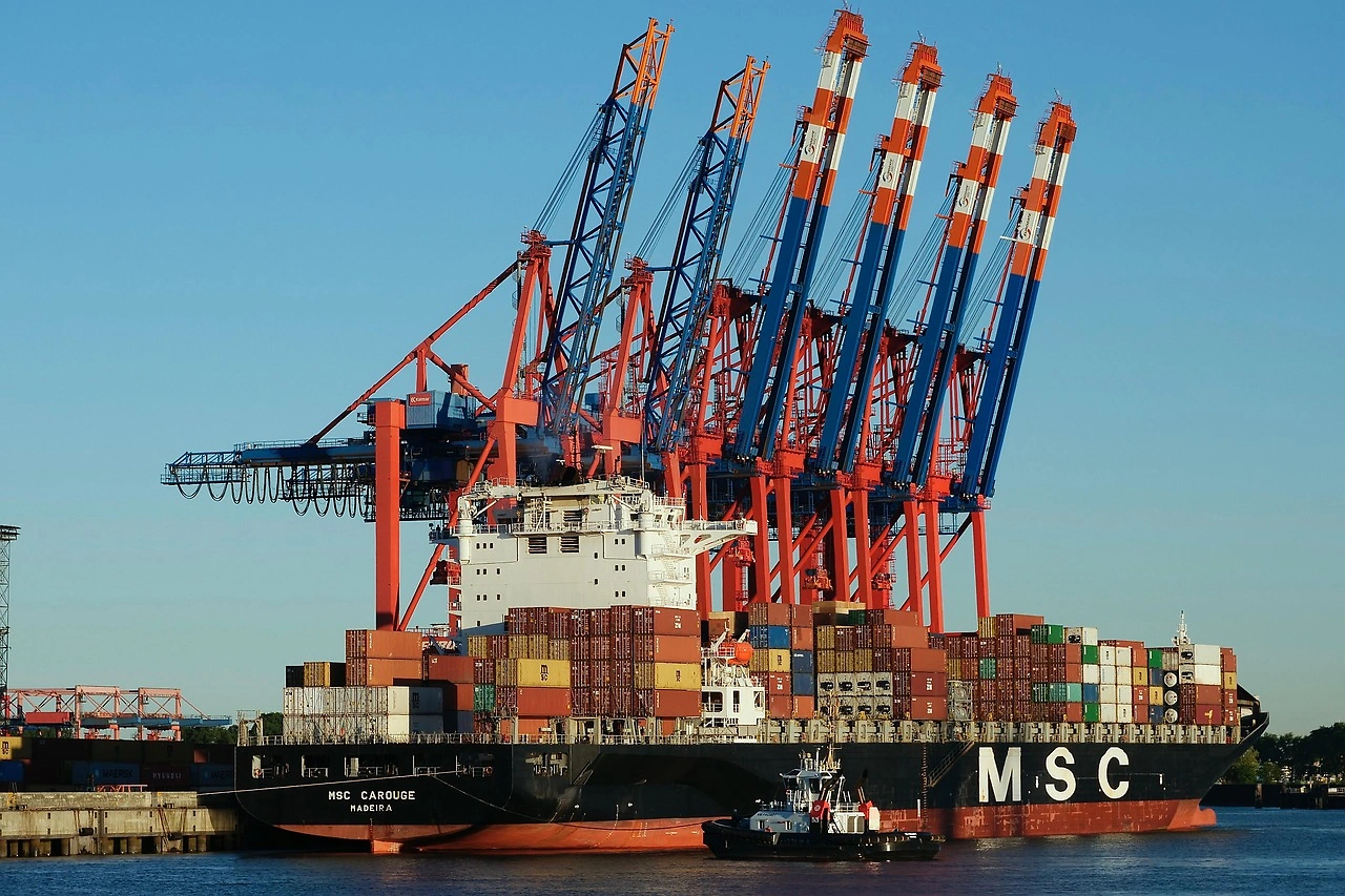 Iran Accuses US of Ceasefire Violations After Oil Tanker Attack; IRGC Claims Retaliatory Strikes on MSC Vessels