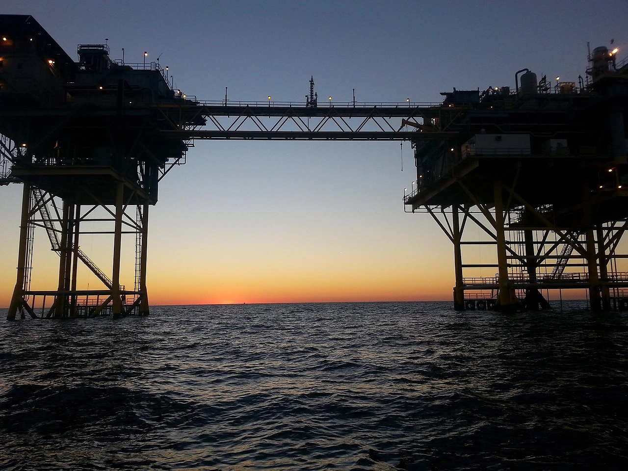 China's Subsea Pipeline Network Hits 10,000 km Milestone
