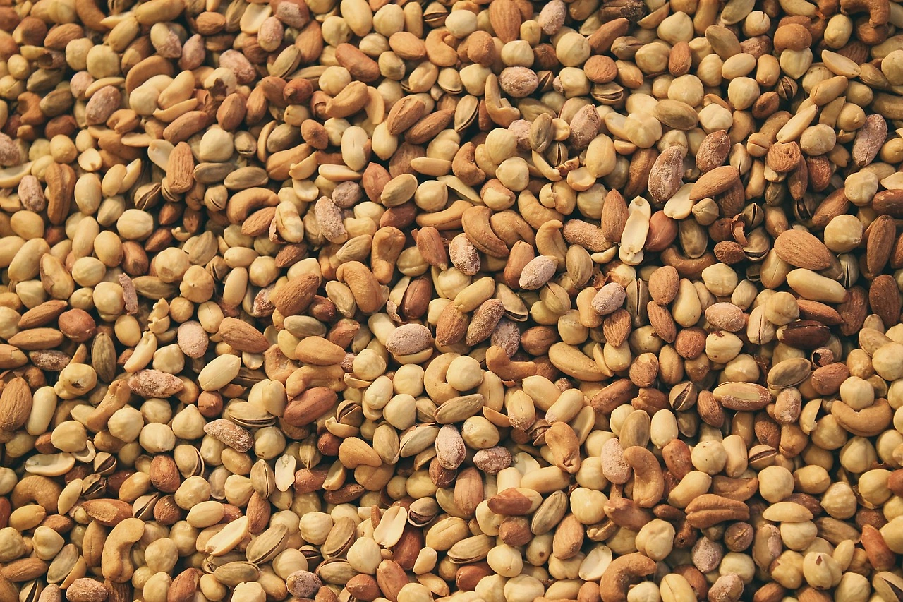 Chicago Terminal Market Nut Price Report: Light Offerings, Varied Prices