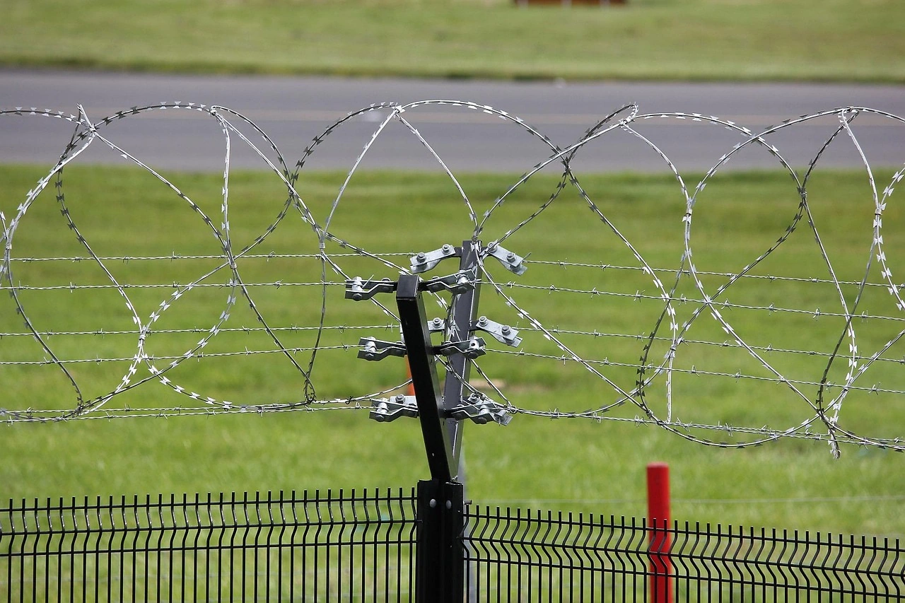 New Security and Acoustic Fencing for Solar and Battery Storage Sites Launched
