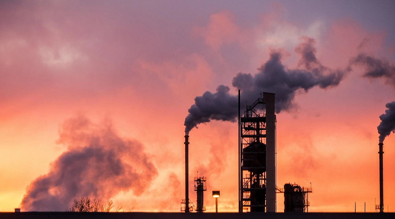 Dangote Partners with Honeywell to Double Refinery Capacity to 1.4 Million bpd