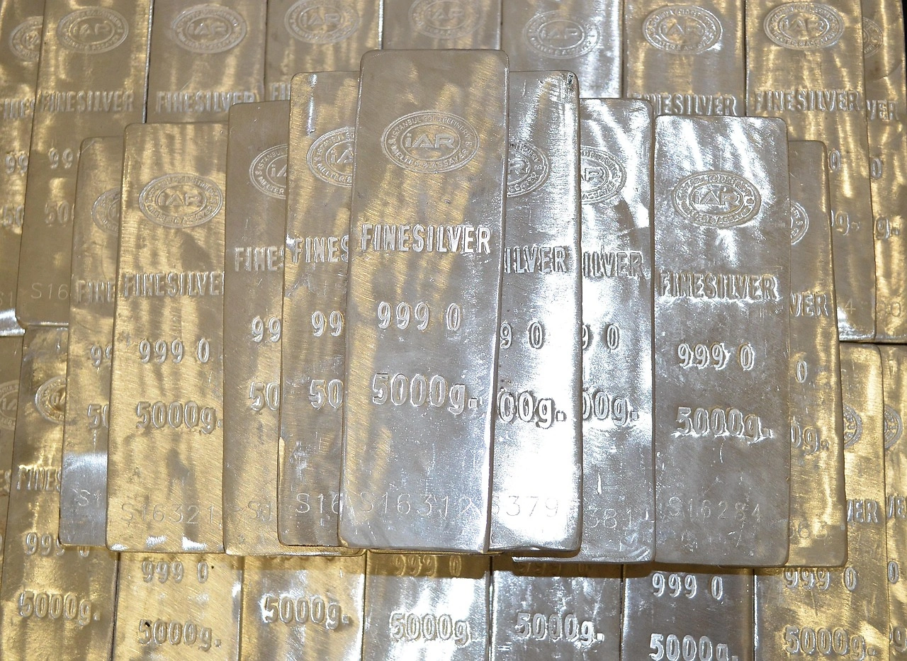 Silver and Platinum Prices Soar to Multi-Year Highs