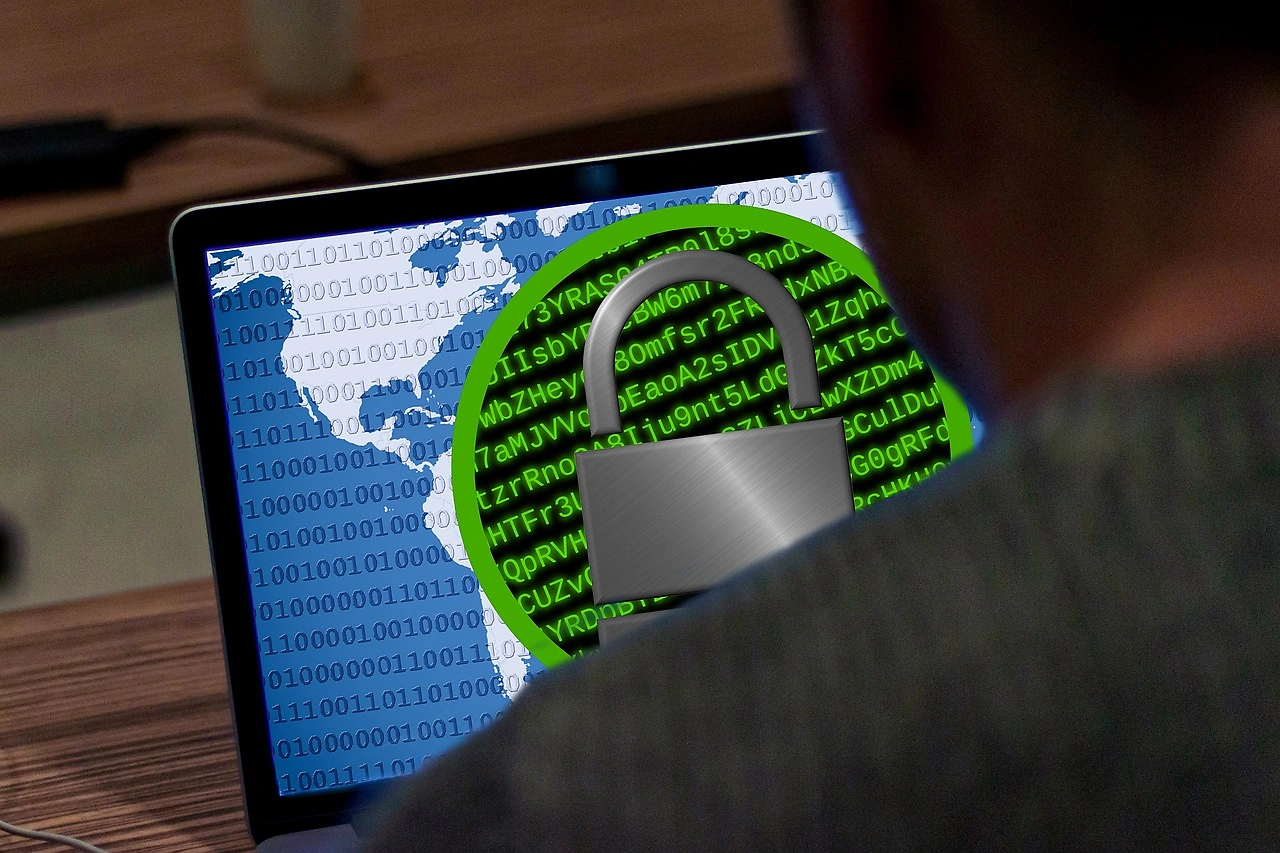 Tenable Co-CEO Calls for Cybersecurity Shift at Black Hat MEA