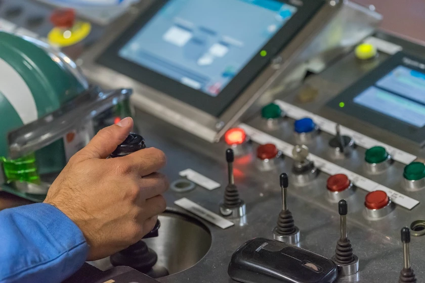 SmartRent Reports Slowest Growth in IoT Sector Amid Industry Revenue Beat