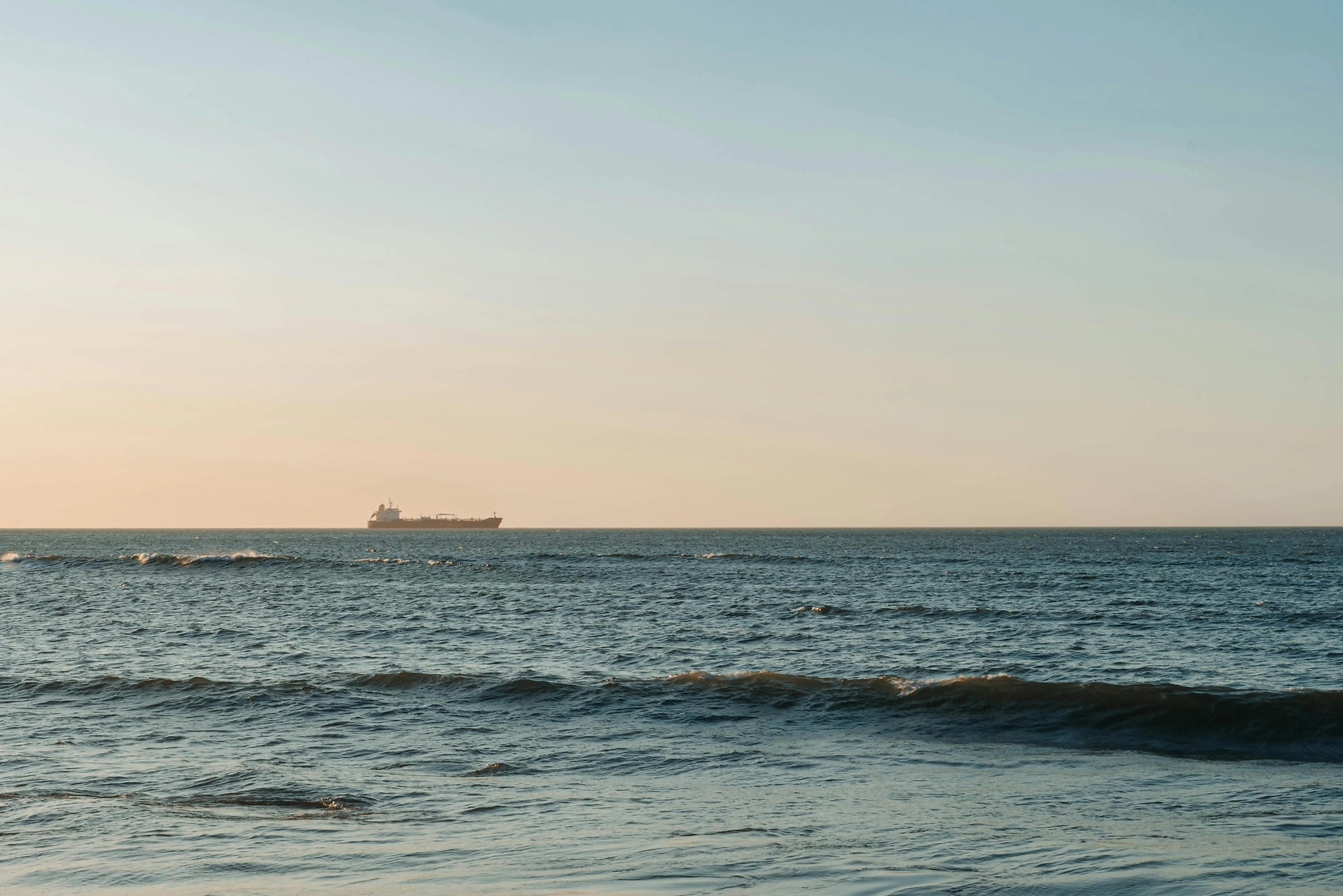 Tanker Intergod VII Refloated After Santa Marta Grounding