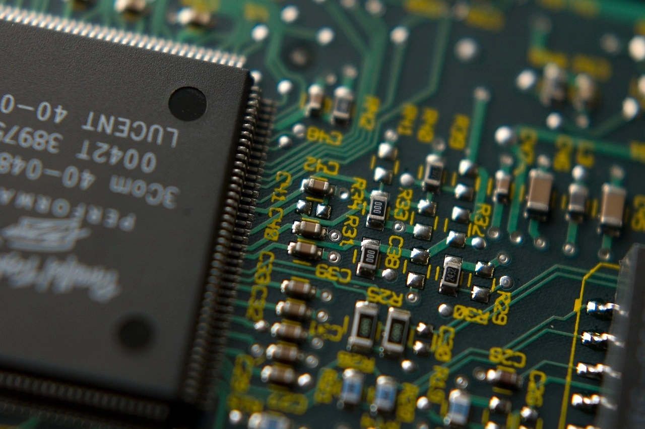 Soitec Withdraws Forecast Amid Semiconductor Market Challenges