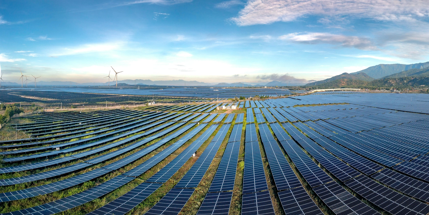 Egg Power Secures £400 Million for Renewable Energy Projects