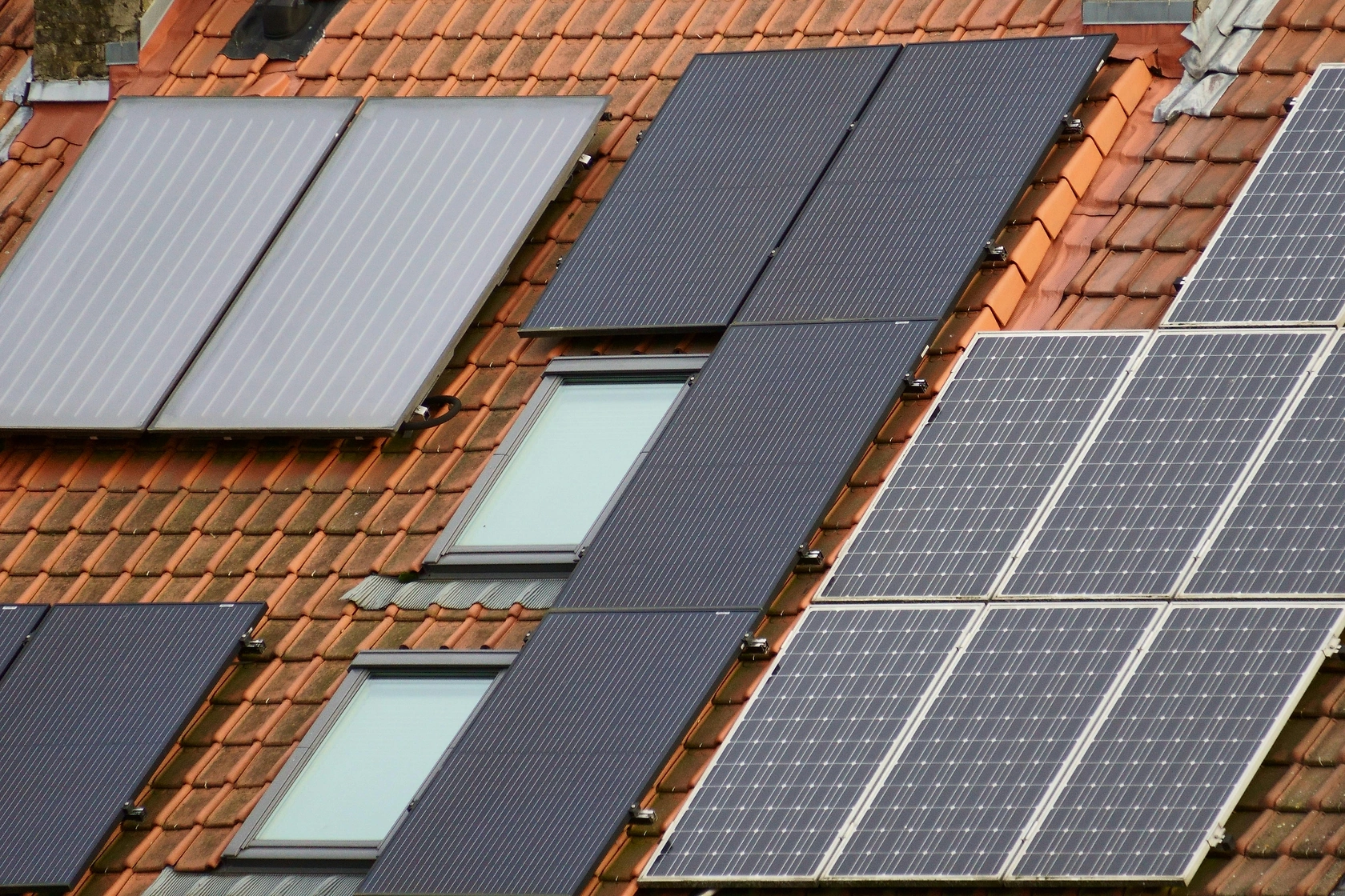 Tin-Lead Perovskite Solar Cell Hits 24.07% Efficiency with New Stable Design