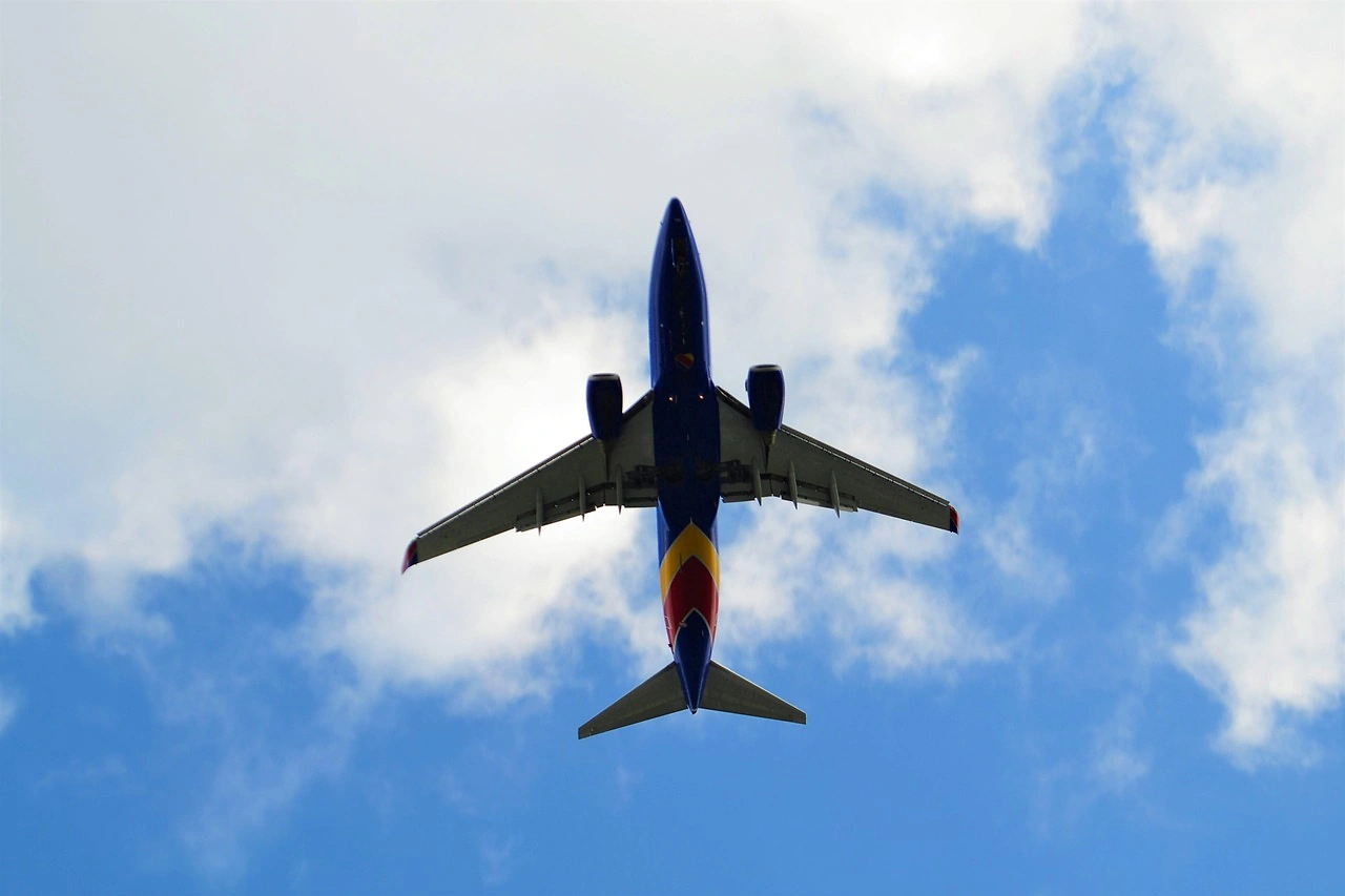 NTSB Urges Boeing 737 Max Engine Modifications to Prevent Cockpit Smoke