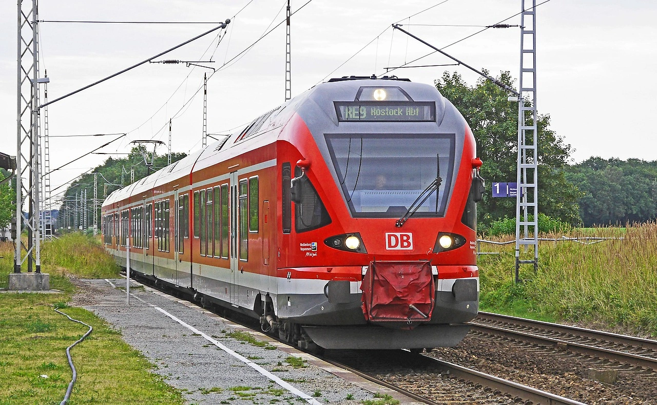 Rail Freight Sector Sees New Leasing, Orders, and Regional Agreements in 2025