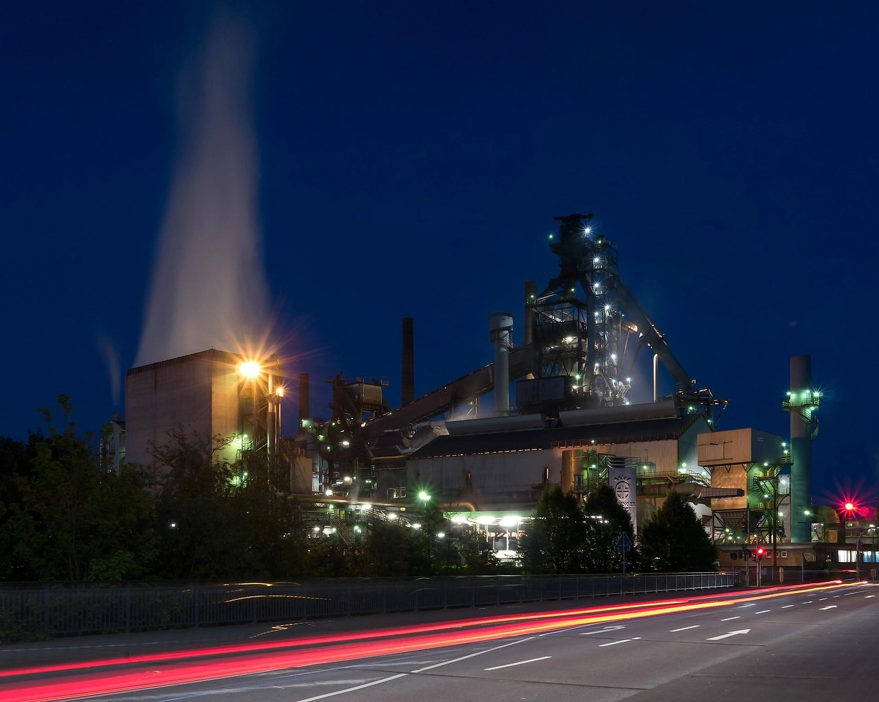 Jindal Steel Q3 FY26 Profit Plummets 80% Amid Cost Pressures