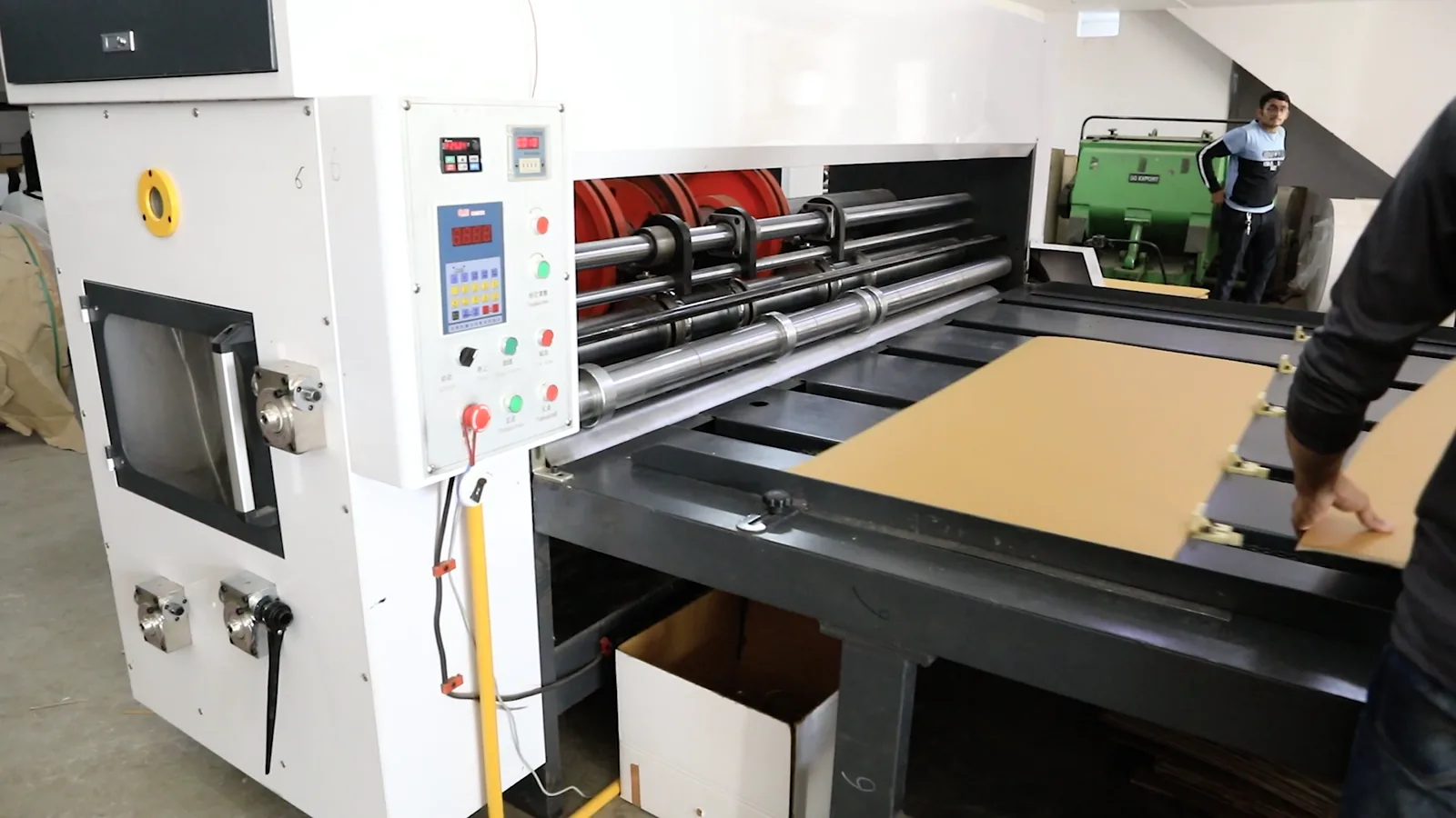 CCL Industries to Acquire Sleever in Strategic 2026 Expansion