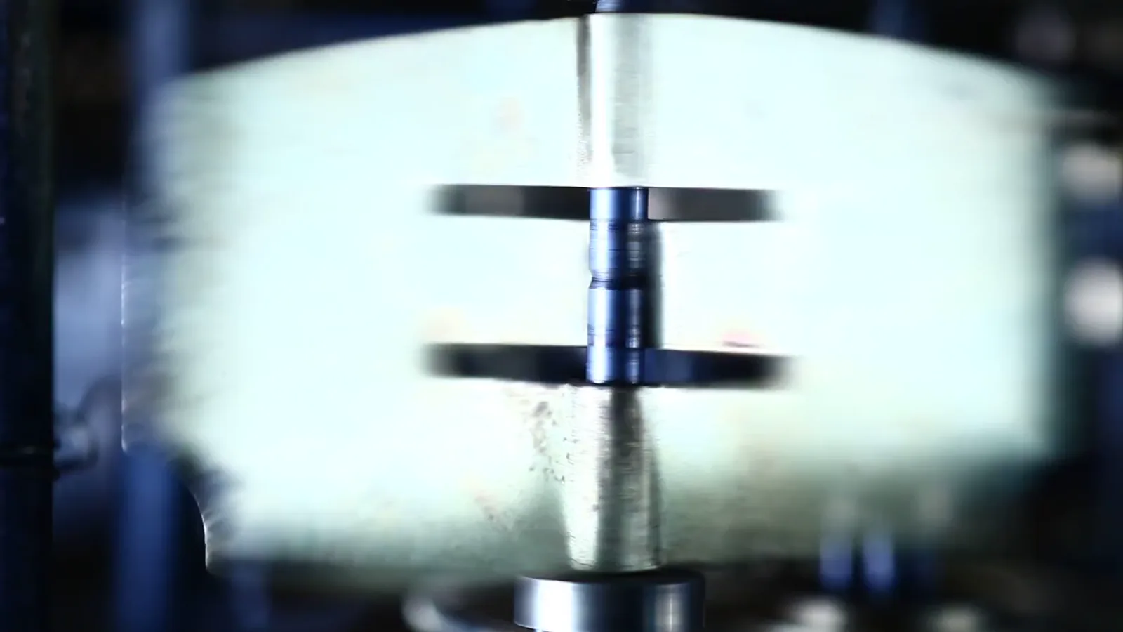 Timken Stock Gains 25.2% in 6 Months, But Organic Revenue Declines Raise Concerns