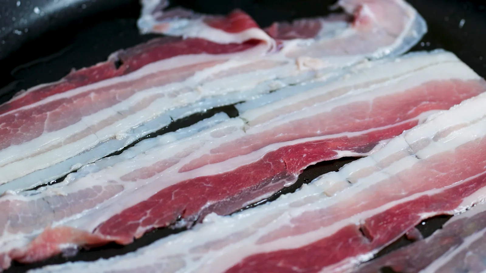 Hormel's Oven-Ready Bacon Tray: A No-Mess Innovation
