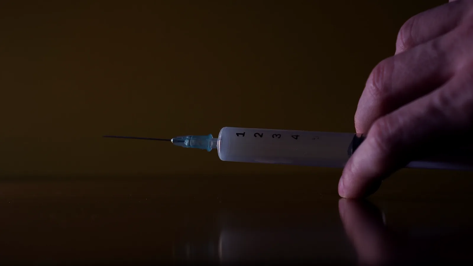 Pfizer and Moderna Seek Turnaround as Vaccine Sales Decline