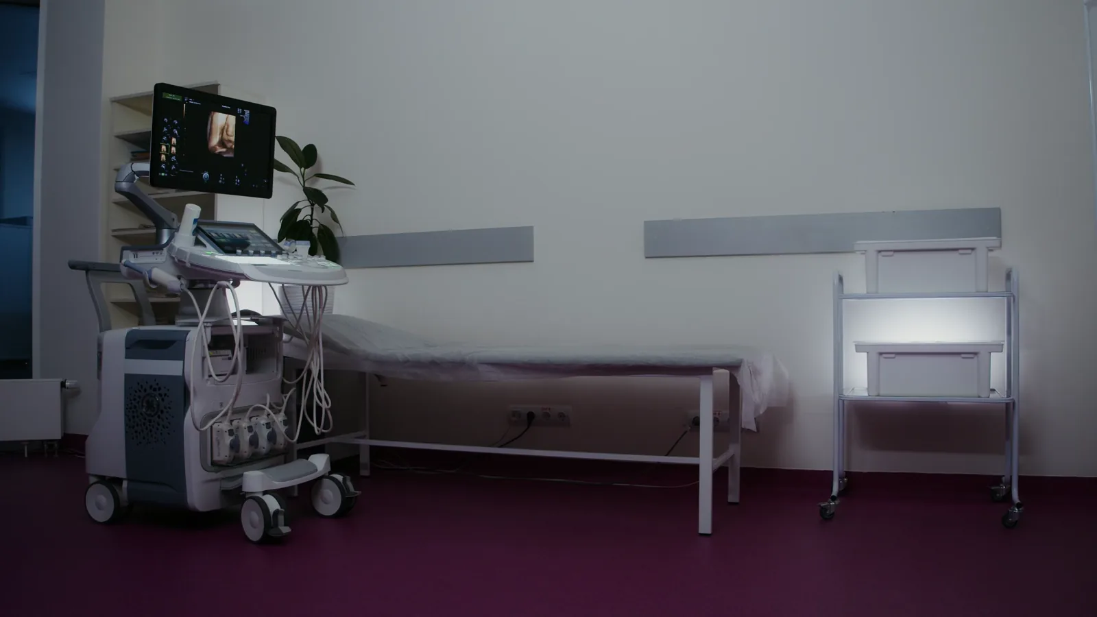Kynam Capital Sells $43.8M in CG Oncology Shares, Reduces Stake to 2.51%