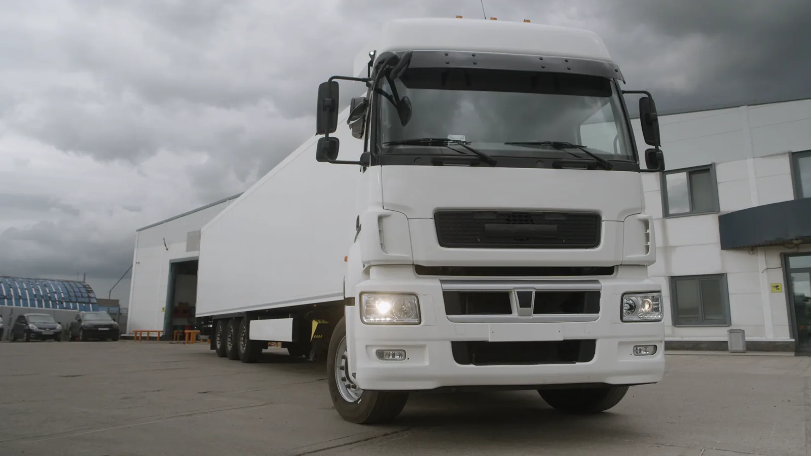 Hyundai Launches South America's First Hydrogen Fuel Cell Truck Fleet in Uruguay