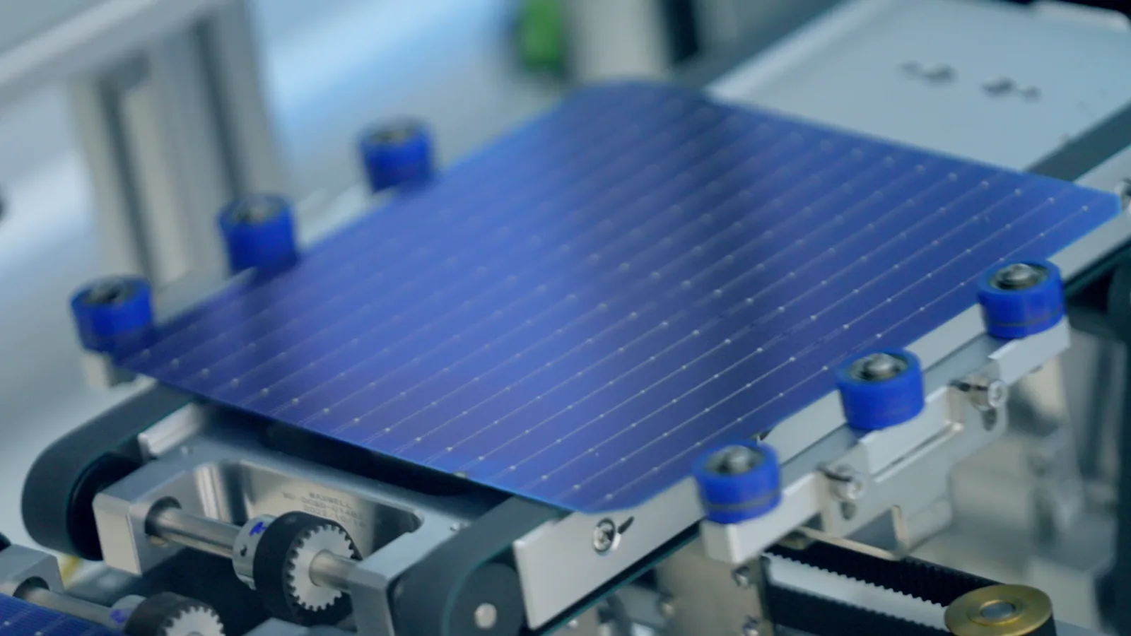 Waaree Energies Invests $415M in Solar Glass, Expands Transformer Stake