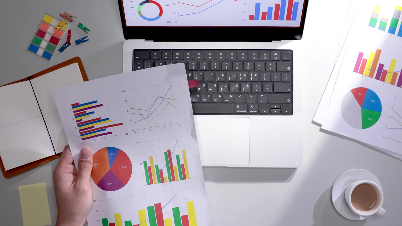 Analyst Warns: 3 High-Risk Small-Cap Stocks to Avoid in 2026