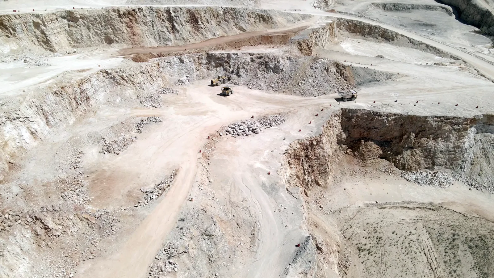 Arizona Eagle Mining Acquires Historic Silver Properties Near McCabe Deposit